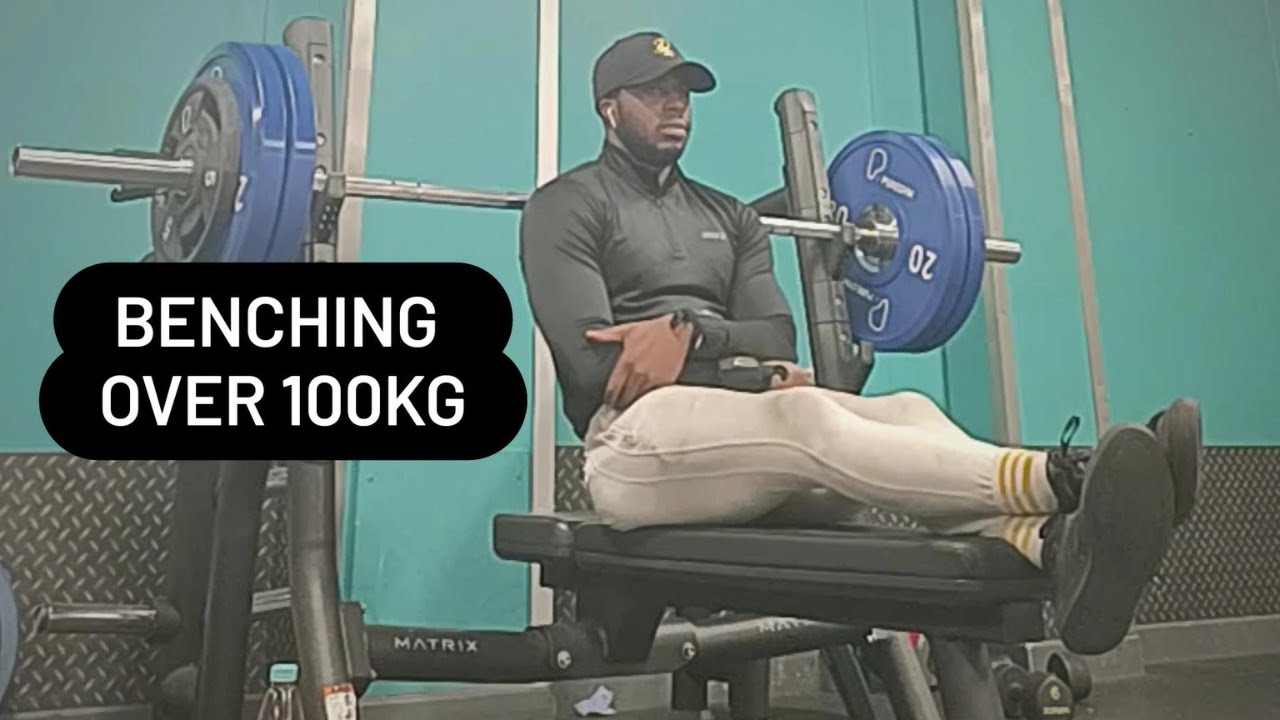 OWNING 100KG+ BENCH - Upper Body Workout at PureGym Salford - YouTube