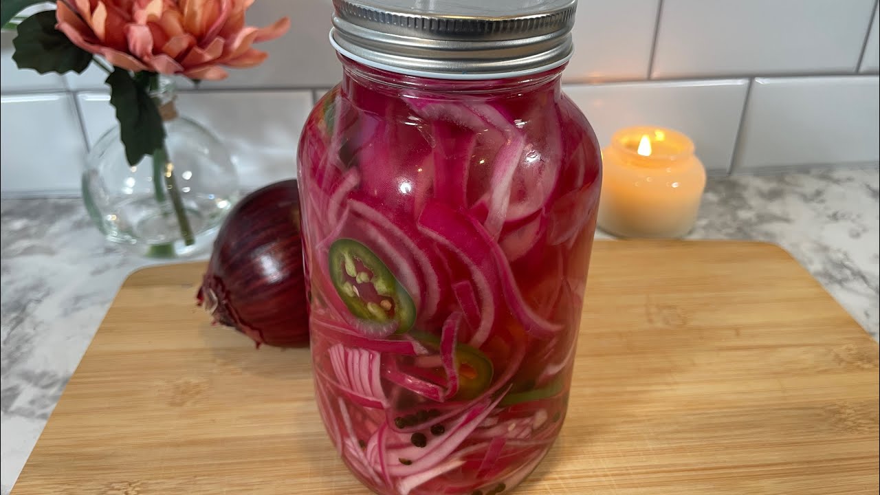 Quick & Easy Pickled Red Onions: A Flavor Boost for Any Dish! - YouTube