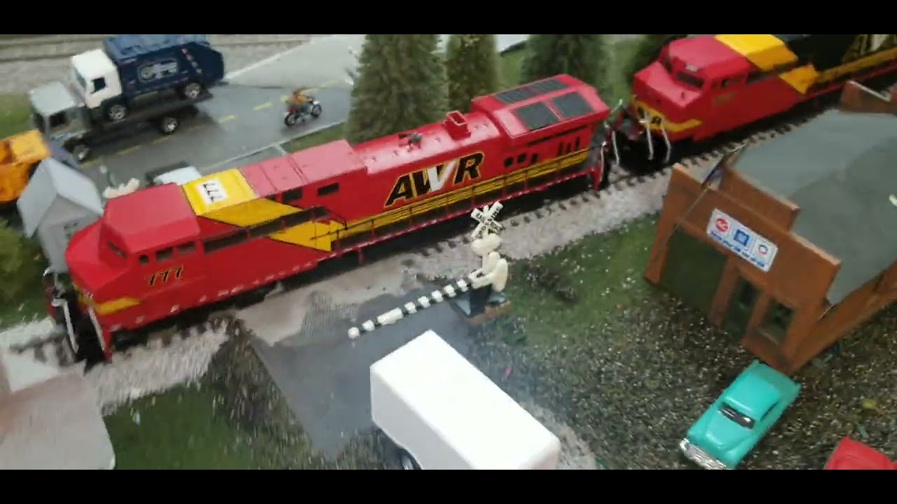 Update On ho scale Unstoppable AWVR - YouTube
