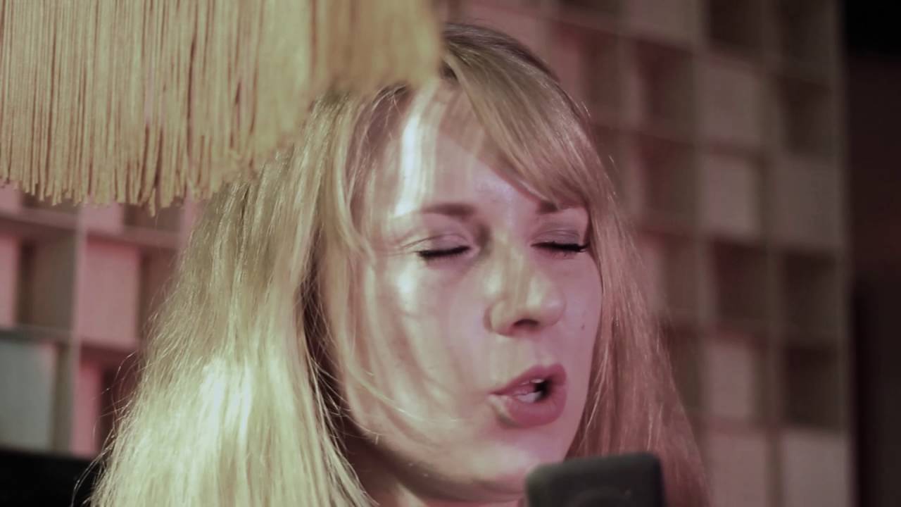 Elly Syring - True Colors (Cyndi Lauper) Cover - YouTube