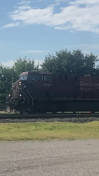 CP #8707 (Heavener, OK) - YouTube