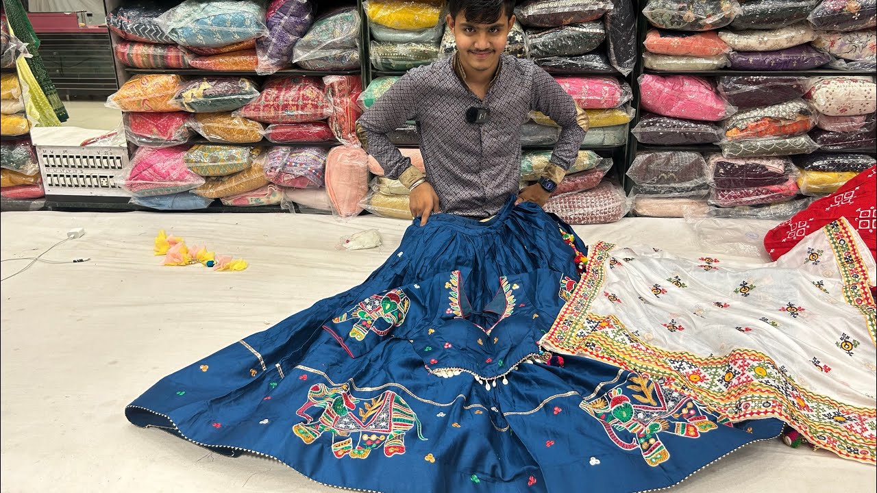 styles dark colour kachi work garba cotton lehengas - YouTube