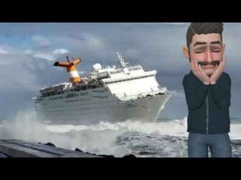 Cruise ship without captain 🤔🤔 - YouTube