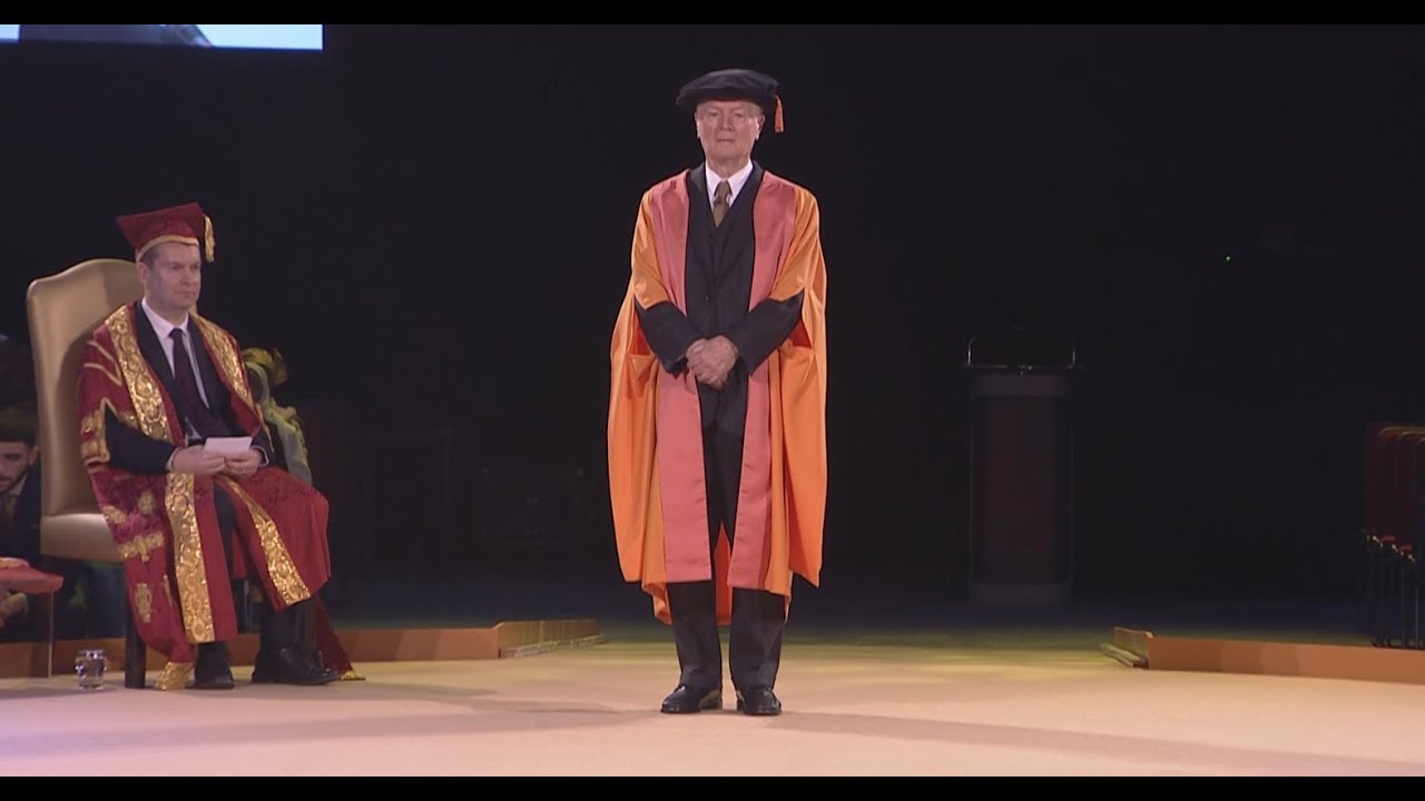 DMU Winter Graduations 2019: Tuesday 22 January 10am - YouTube