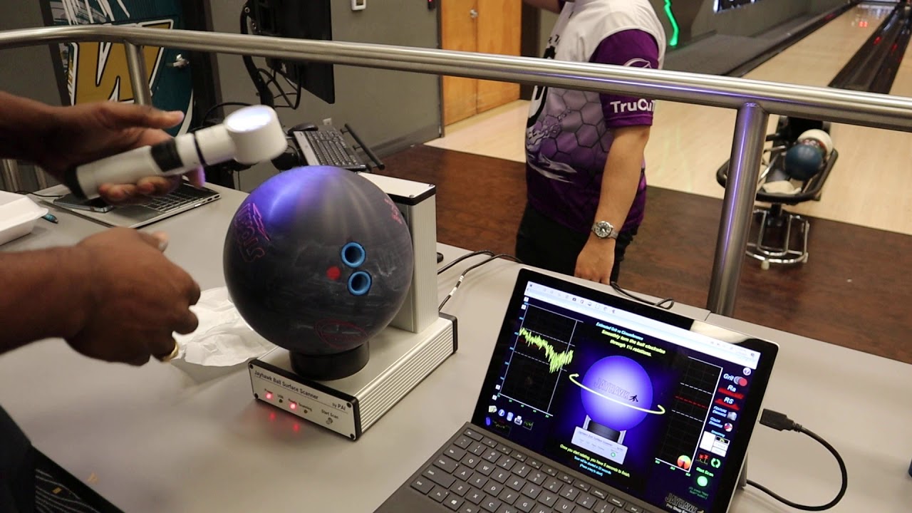 Green Scotch Brite on a Bowling Ball What Does it Scan at? - YouTube