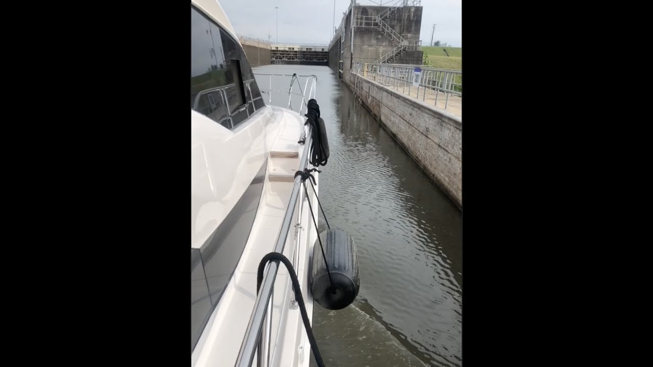 River Locks on the Great Loop - How To Affix Your Boat To Floating ...