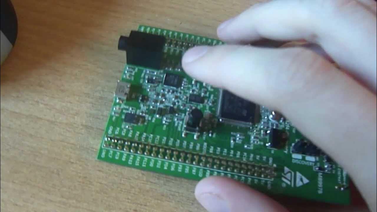 STM32F4DISCOVERY enable led if button pressed - YouTube