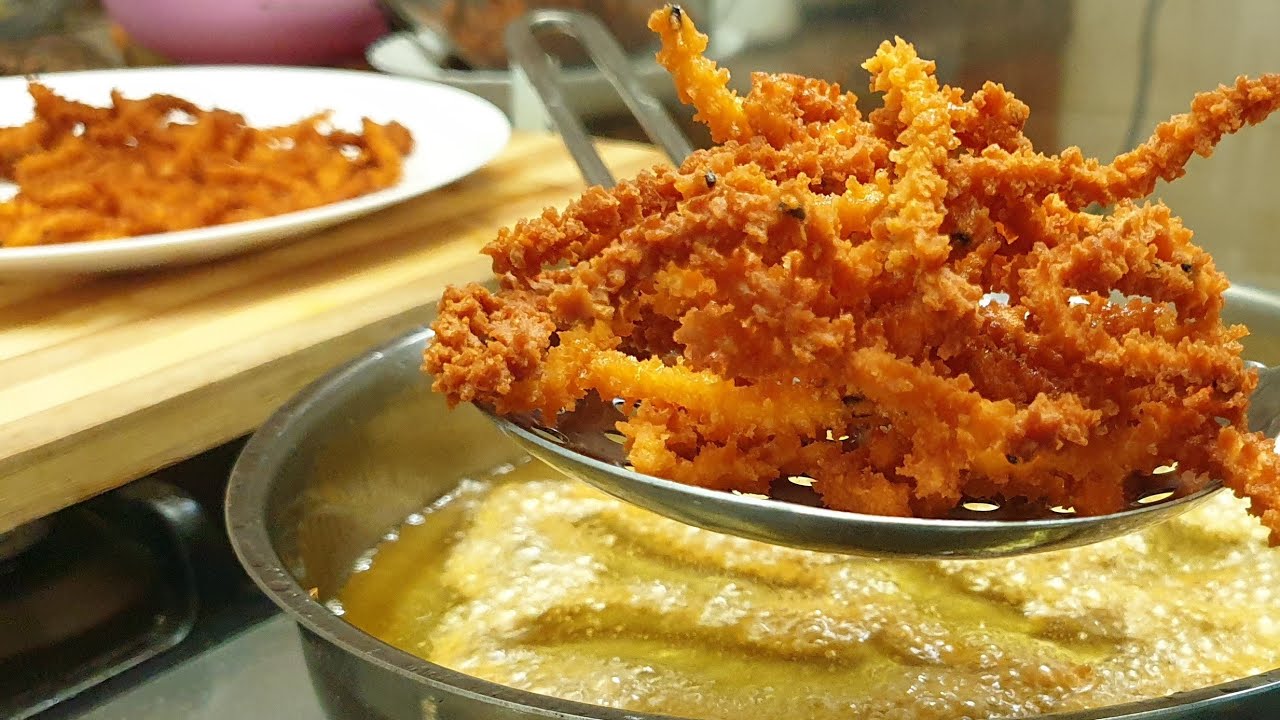 | TOMATO MURUKKU |ഒരു നാലുമണി പലഹാരം - YouTube