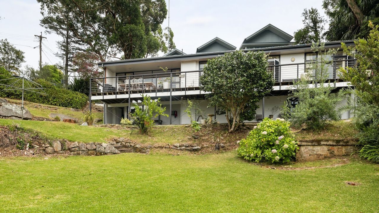 8 North East Crescent Lilli Pilli x Matt Callaghan Property - YouTube
