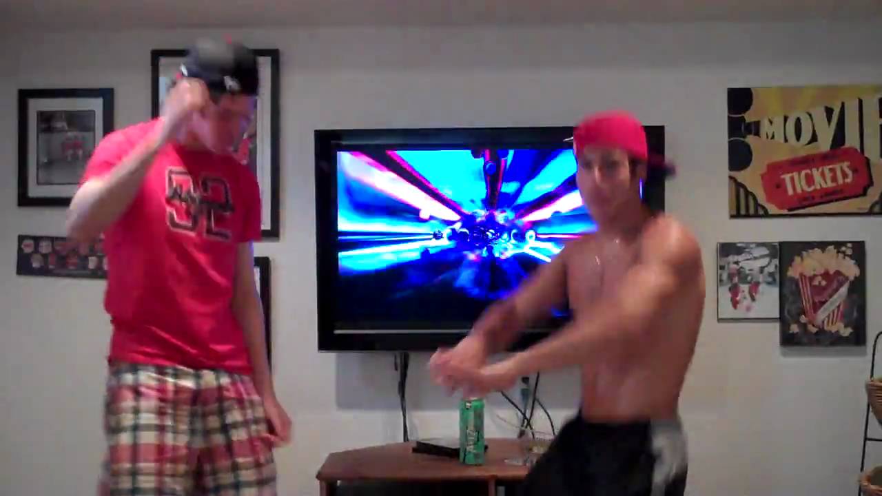 Crazy Dance to Cholo Skate - YouTube