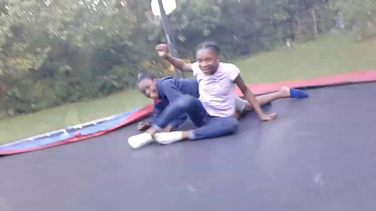 Little kids playing drop - YouTube