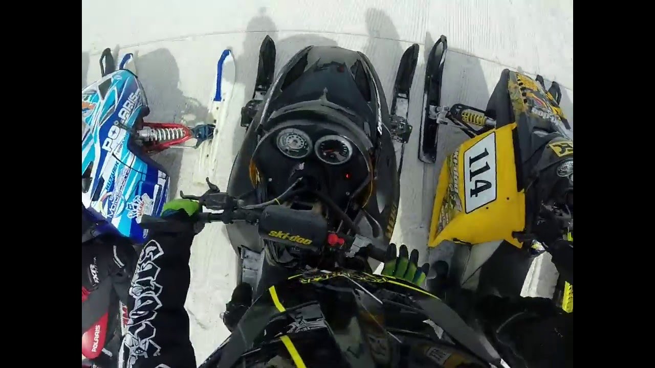 mxzx 2005 440/800 snocross baie-comeau - YouTube