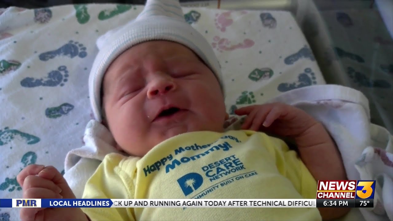 Palm Springs couple welcomes baby girl on Mother's Day - YouTube