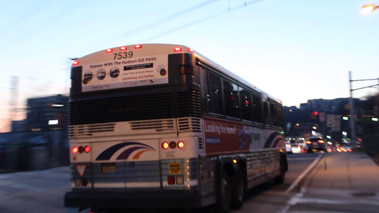 New Jersey Transit 2001-03 MCI D4000 Commuter Coach 7539 - YouTube