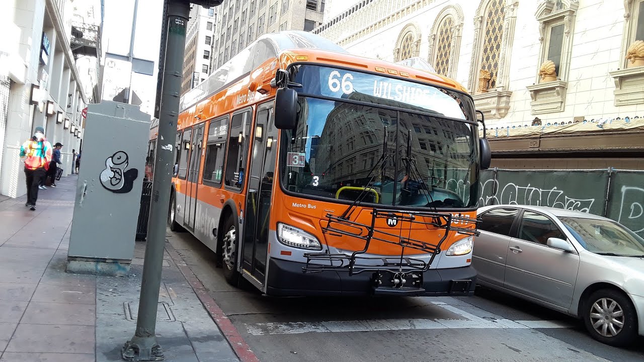 LACMTA 2021 New Flyer XN60 #8817 - YouTube