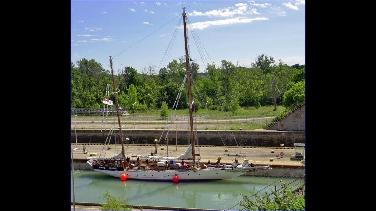 Tall ship HMCS ORIOLE, raised at Lock 4, Welland Canal 2018 - YouTube