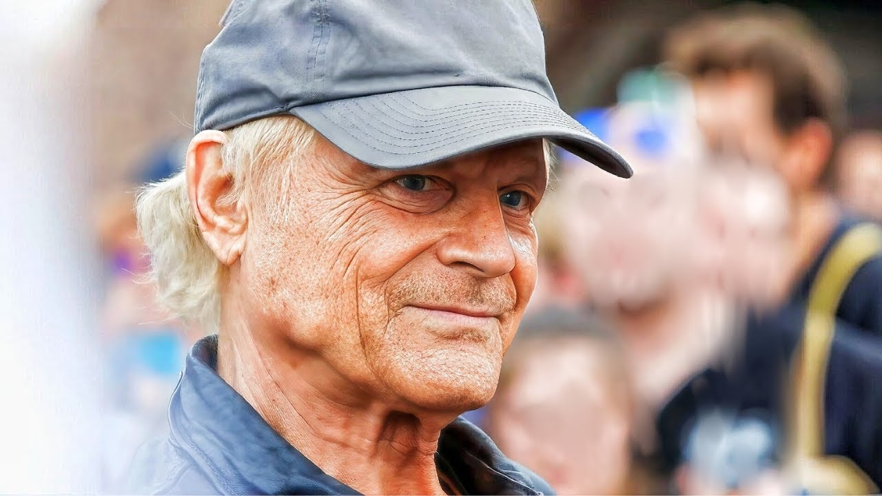 15 Celebrities Who Have Aged Terribly. #8 Is Unreal - YouTube