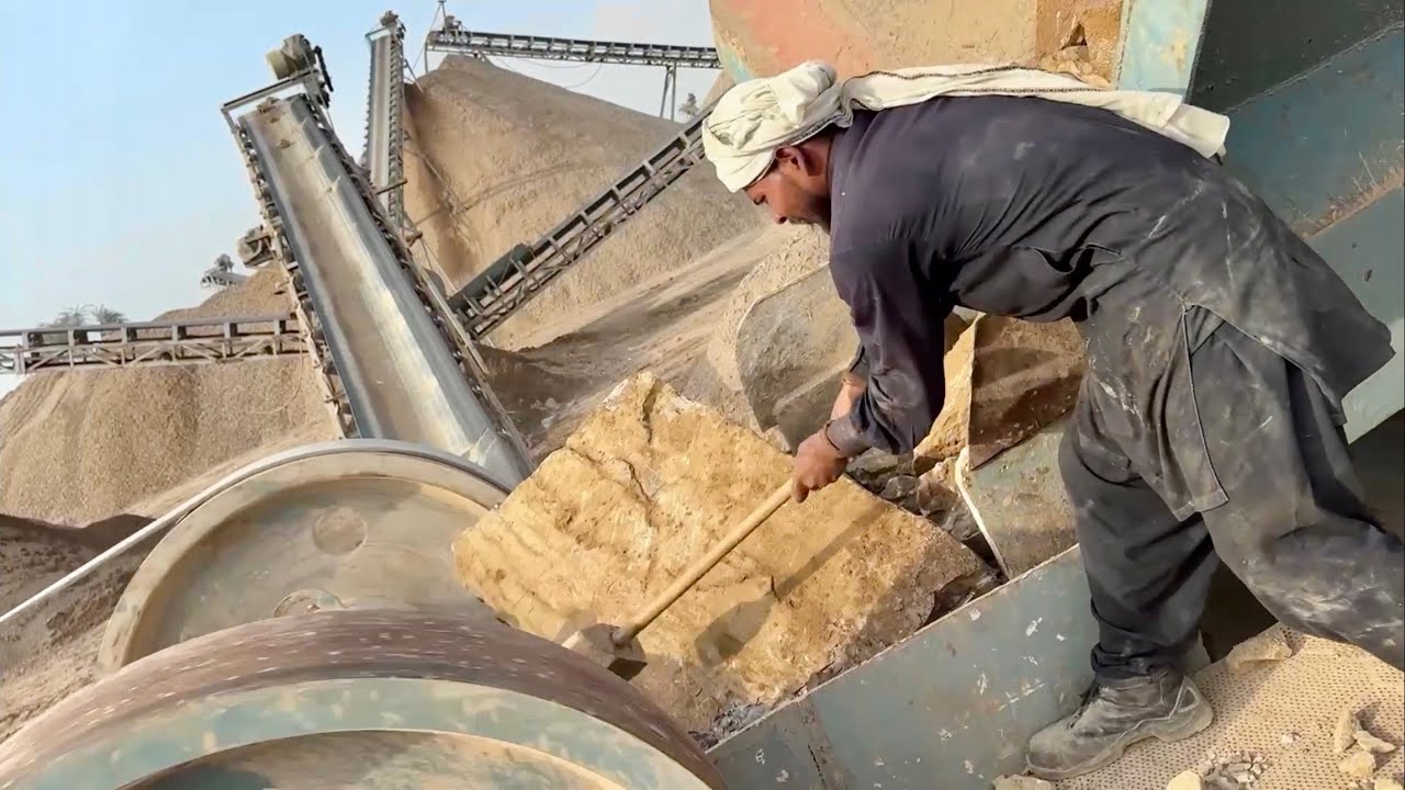 How to Stone Crusher Works | How to Stone Rocks | How to Stone Sand ...