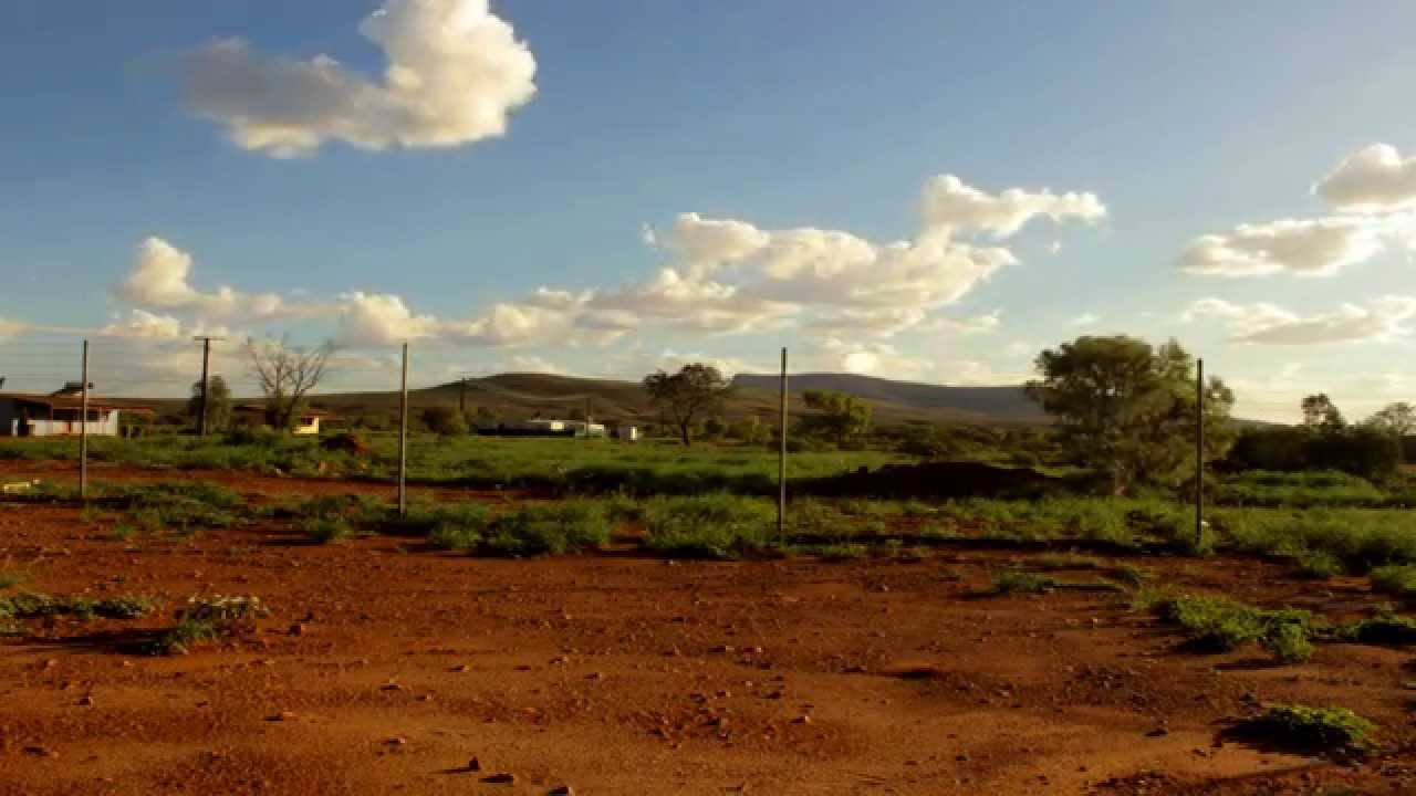 Time Lapse Kintore, NT 26th Jan 2014 - YouTube