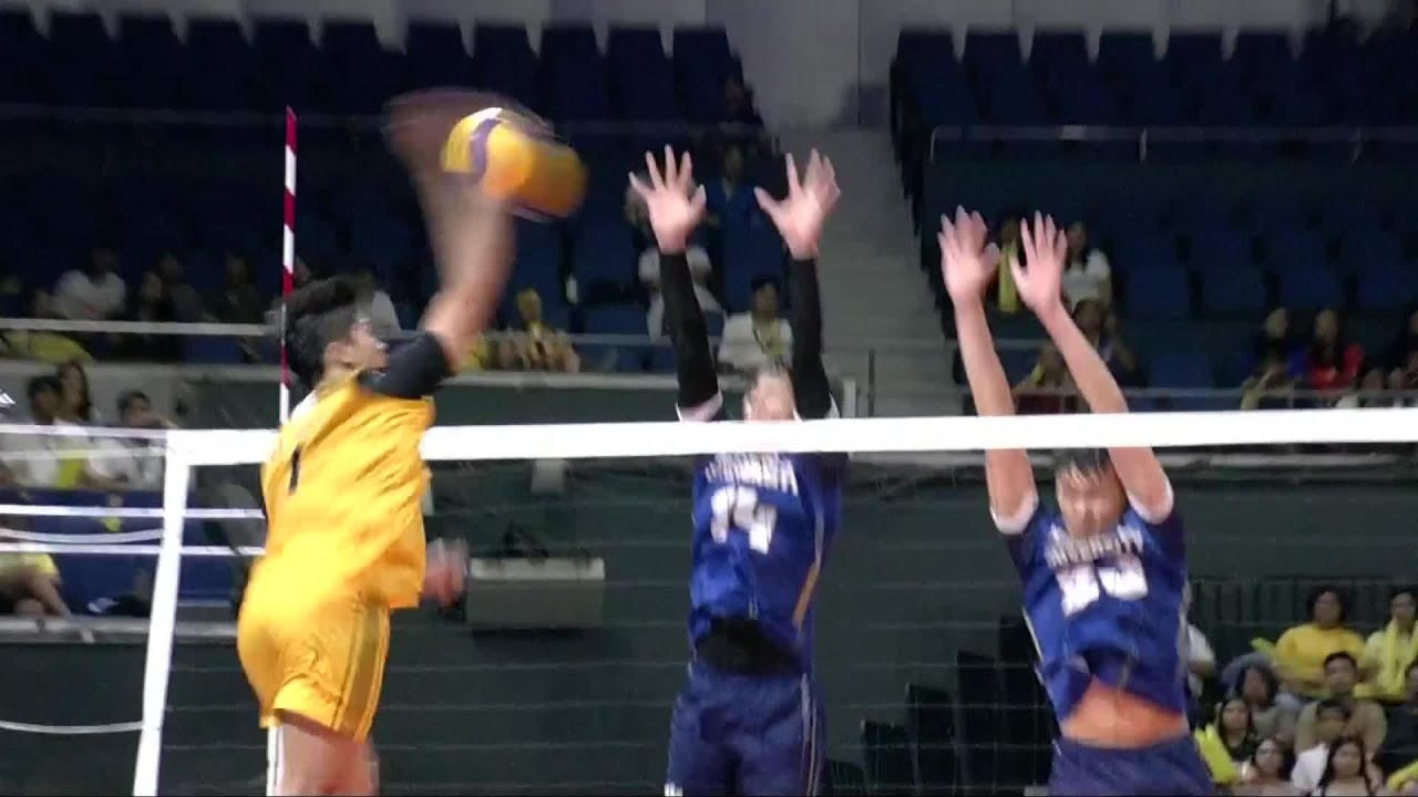 De Vega, Ordiales HEATED EXCHANGE in Set 3 of UST vs NU |UAAP Season 87 ...