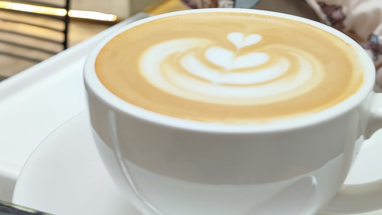 Kafe Ruwang sumarecon bekasi ️ Coffee shop out door tercozy di Bekasi ...