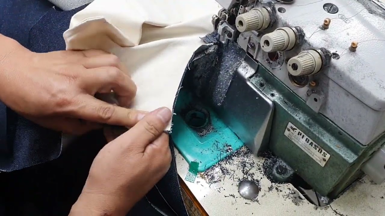 overlock for denim pocket (청바지 주머니 오바로크 작업시) - YouTube