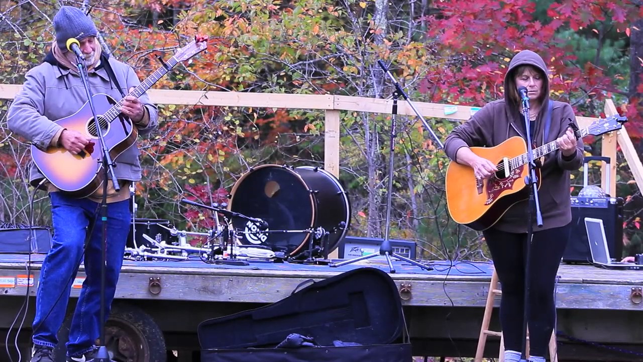 Moe Greenleaf and Hope Savage - YouTube