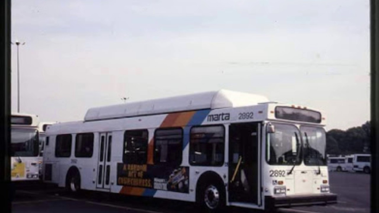 Marta bus: 2000 C40lf #2892 - YouTube