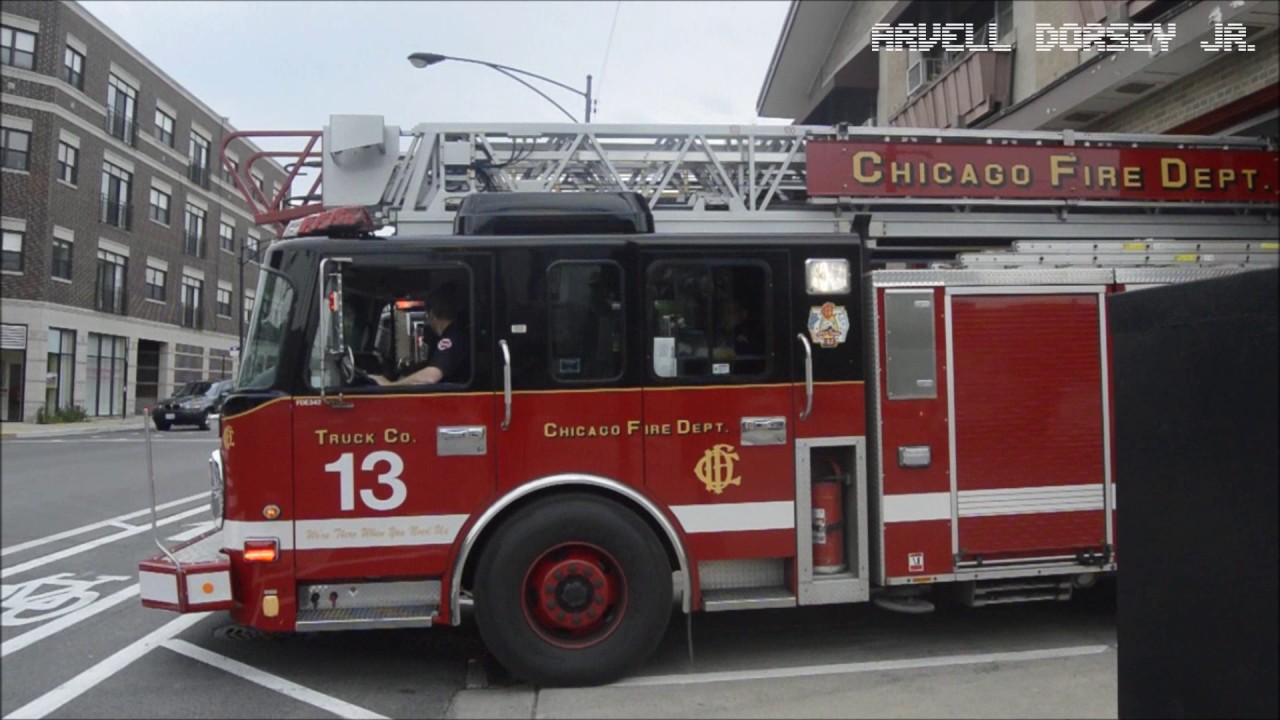 Chicago Fire Department: Truck 13 and Ambulance 48 Response - YouTube