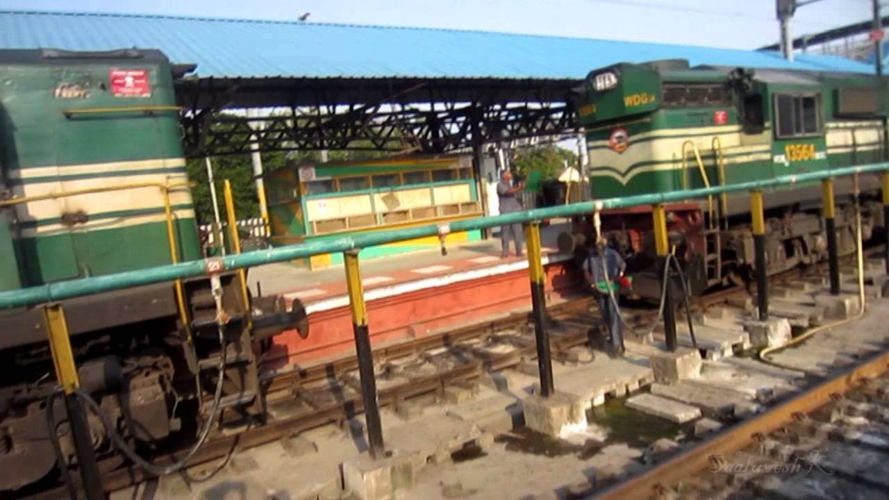 Indian Railways | Rare Capture of Loco - Loco Coupling | WDG3A + WDM2 ...