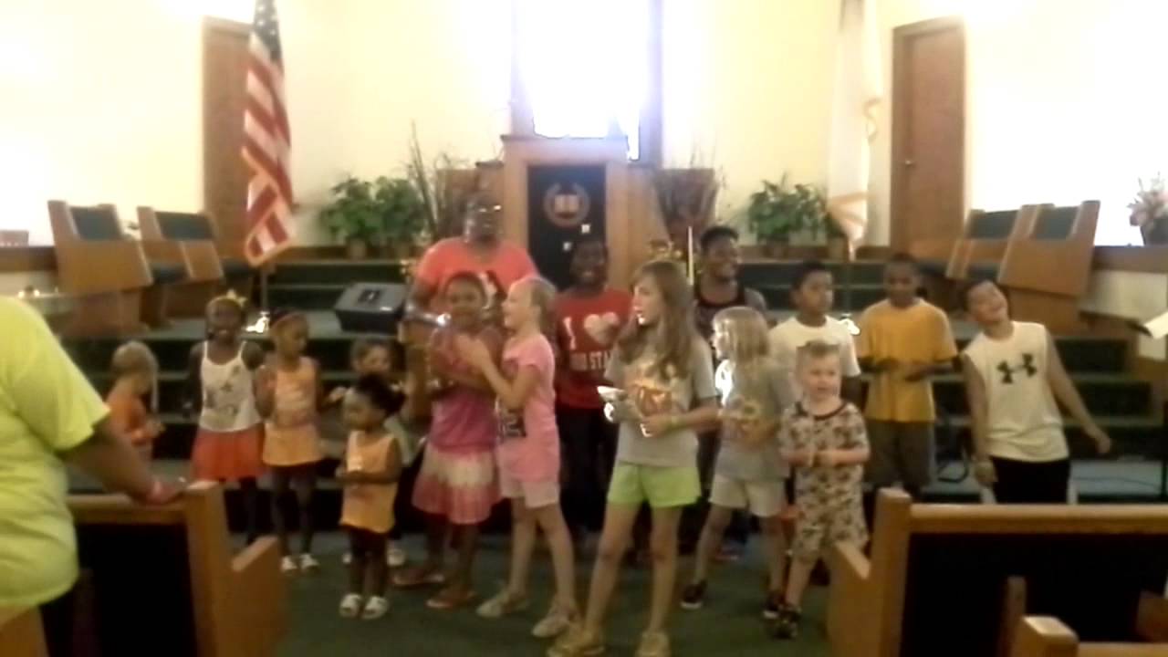 Community Vacation Bible School - YouTube