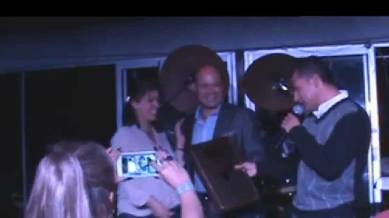 ENTREGA DE RECONOCIMIENTO FREDO PICON - YouTube