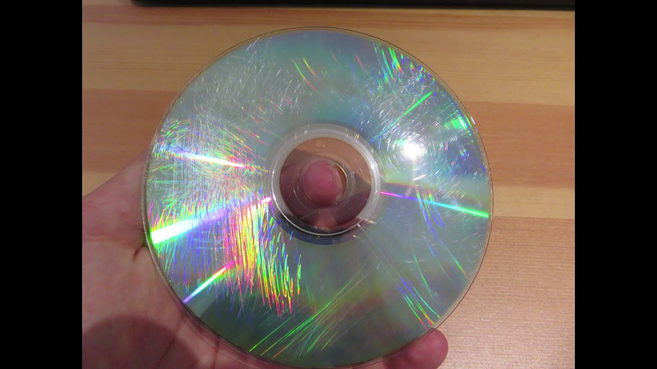 Using toothpaste to help recover data from a badly scratched CD - YouTube