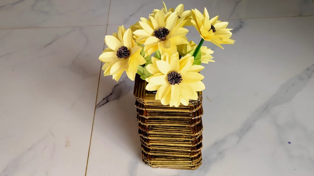 Newspaper Flower Vase | Newspaper Craft - YouTube