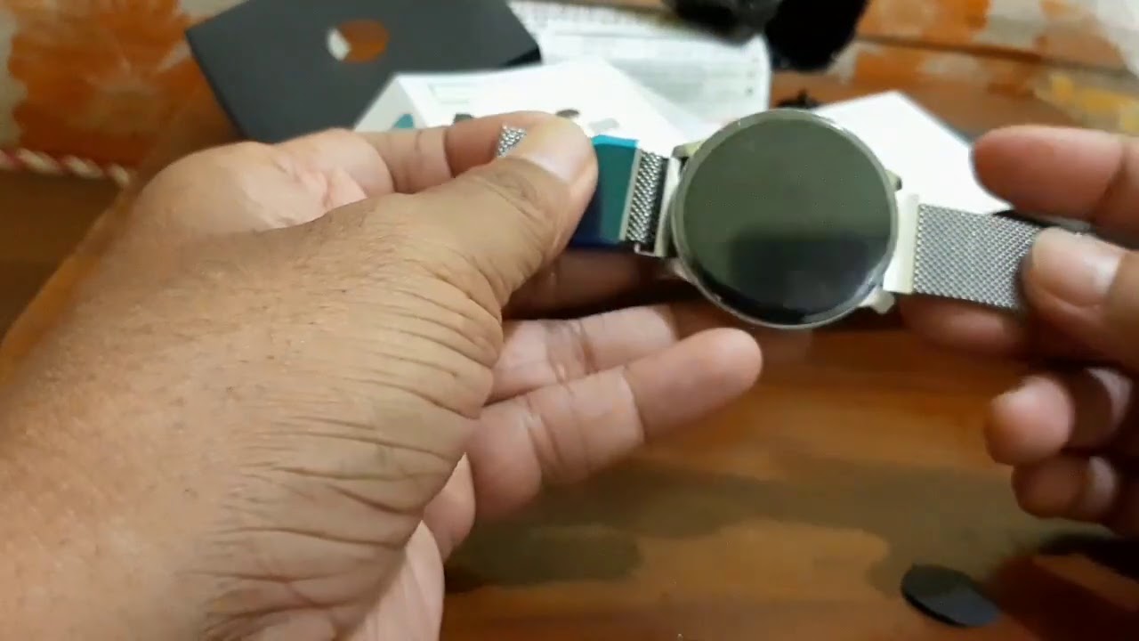 UNBOXING SMARTWATCH W8 - YouTube