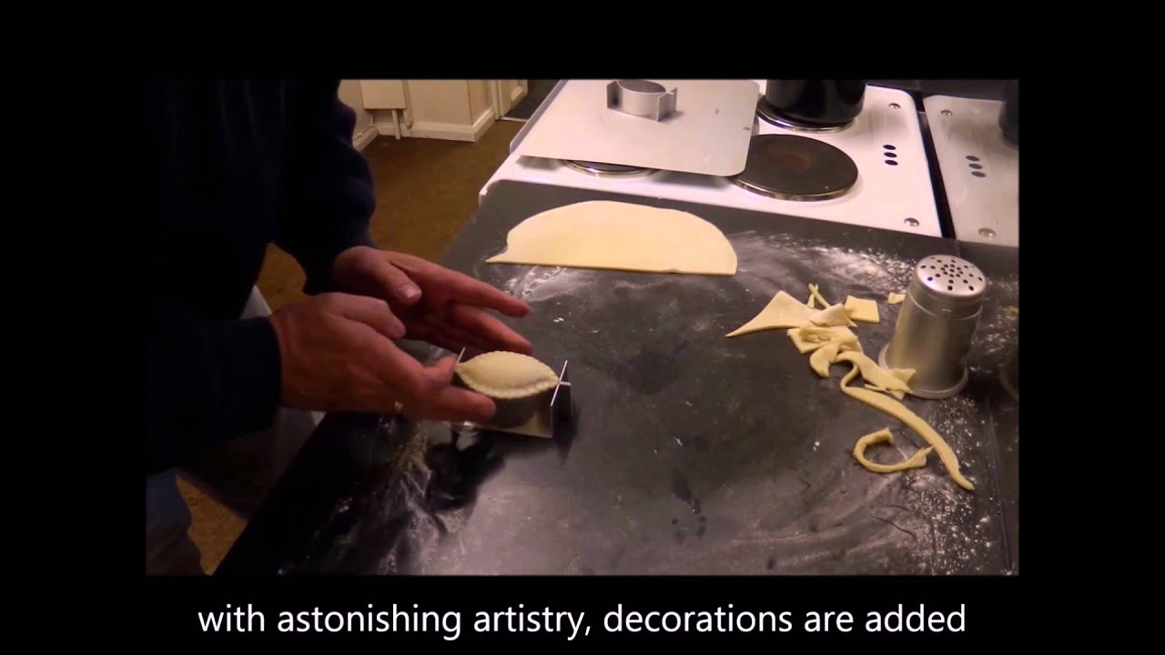 Simple Simon and Little John pie moulds - YouTube