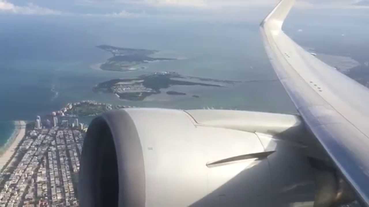 American Airlines Boeing 767-300 Departs Miami to BCN - YouTube