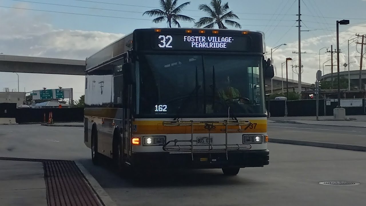 TheBus Honolulu (HI) Route 32 Aliamanu - Pearlridge Bus 037 [2020 ...