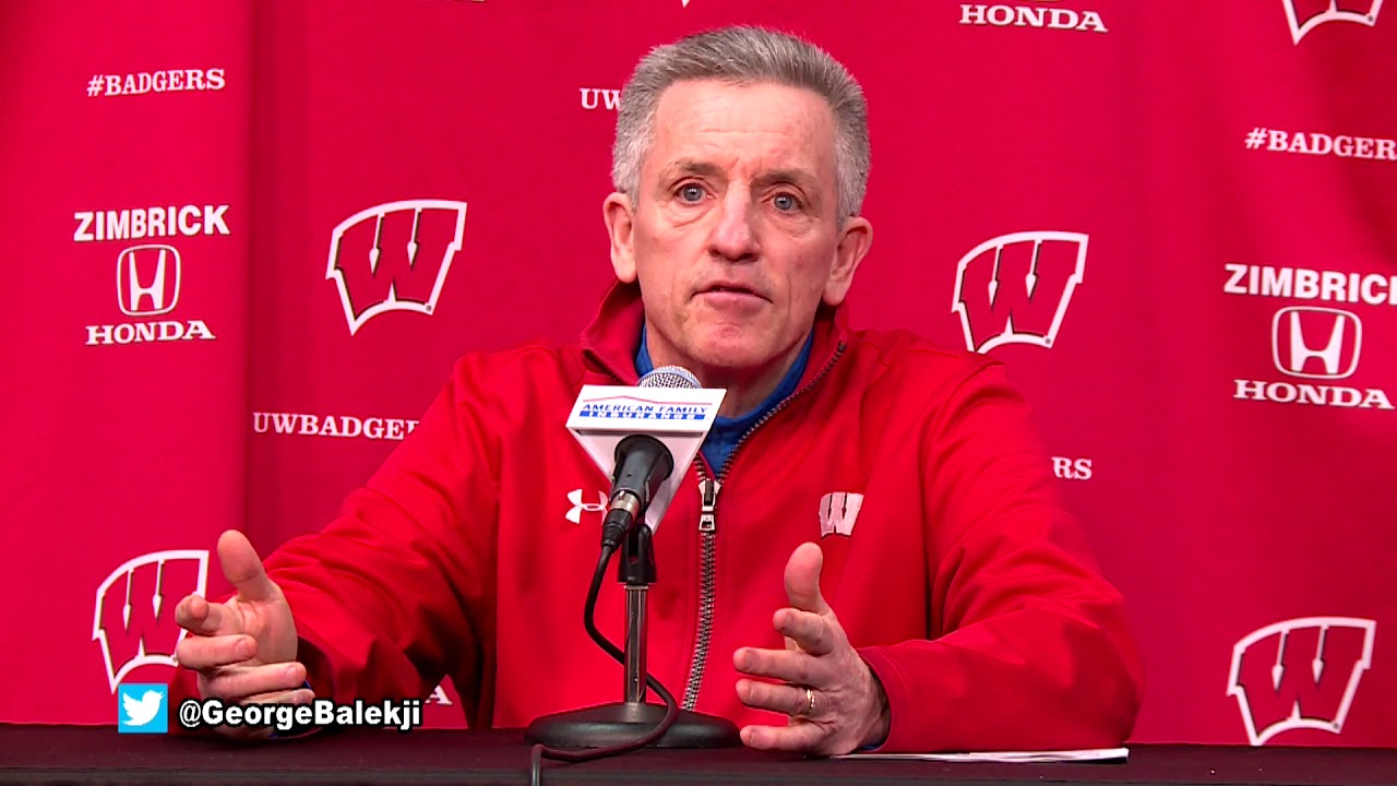 Wisconsin's Mark Johnson reflects on the 1980 Miracle on Ice - YouTube