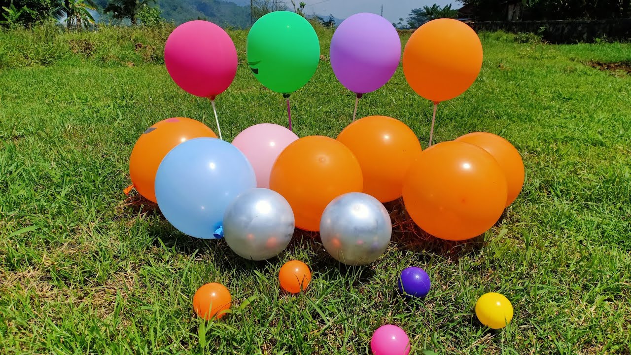 Wow!menemukan balon berhadiah,memecahkan balon&bernyanyi bersama #balon ...