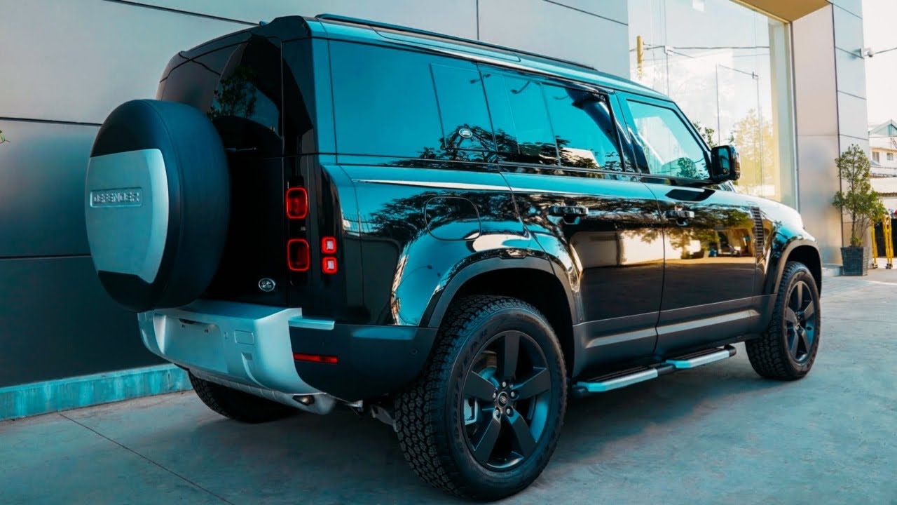 2023 Land Rover Defender 3.0 L SE On/off-Road | In-depth walkaround ...