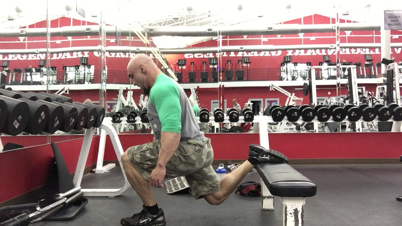 Split Squat with Isometric Holds - YouTube