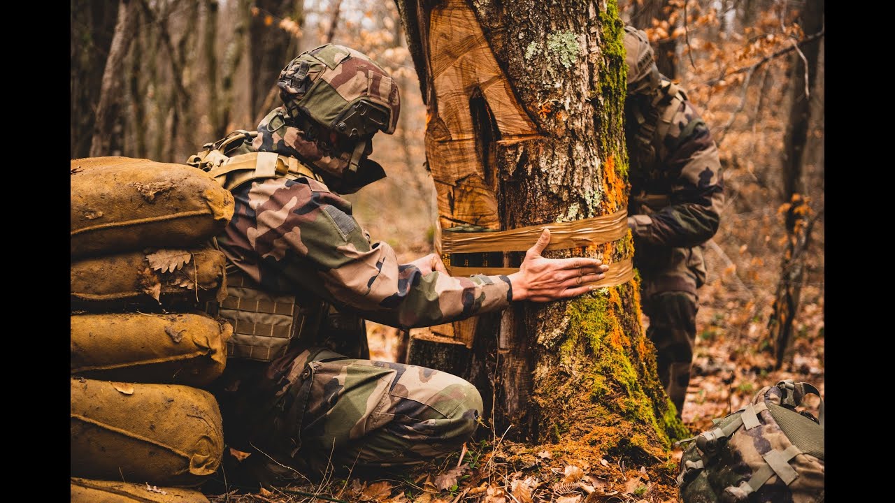 C'est quoi un abattis ? Explosions avec la brigade instruction - YouTube