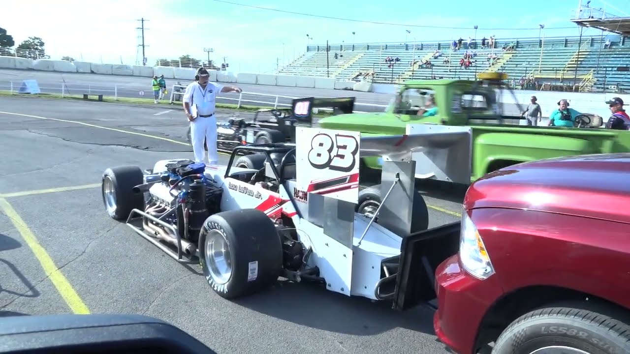Pushing off Supermodifieds at Oswego Aug 20 2022 - YouTube