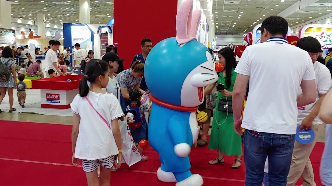 Korea Character Licensing Fair (Doraemon) - YouTube