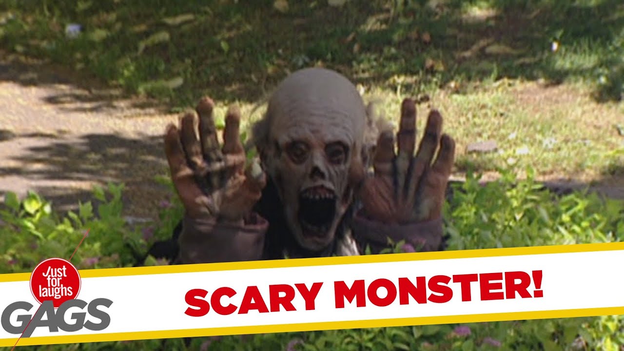 Scary Monster Prank - YouTube