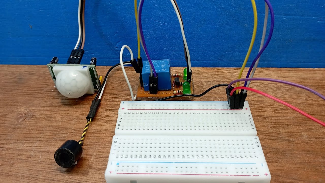 PIR Motion sensor/detector module HC-SR501 with relay module schematic ...