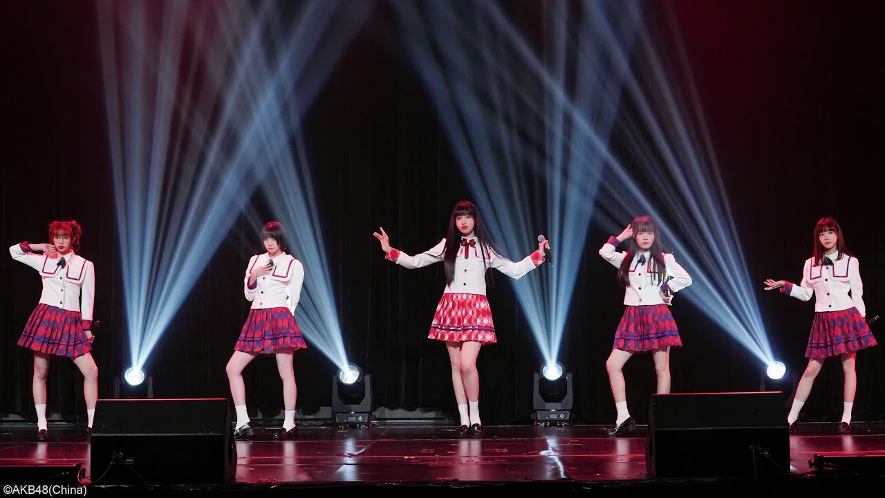 AKB48 Team SH 3rd Stage 《遇见你后，夏天开始了》公演M09. 《スカート、ひらり》 - YouTube