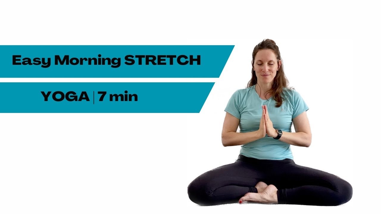 MORNING YOGA | Easy Morning Stretch to release tension in the back ...
