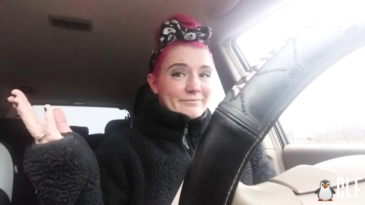 Goth goes bowling (vlog 599) - YouTube